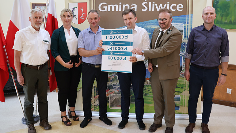Duże środki na drogi z Funduszu Leśnego | Urząd Gminy Śliwice