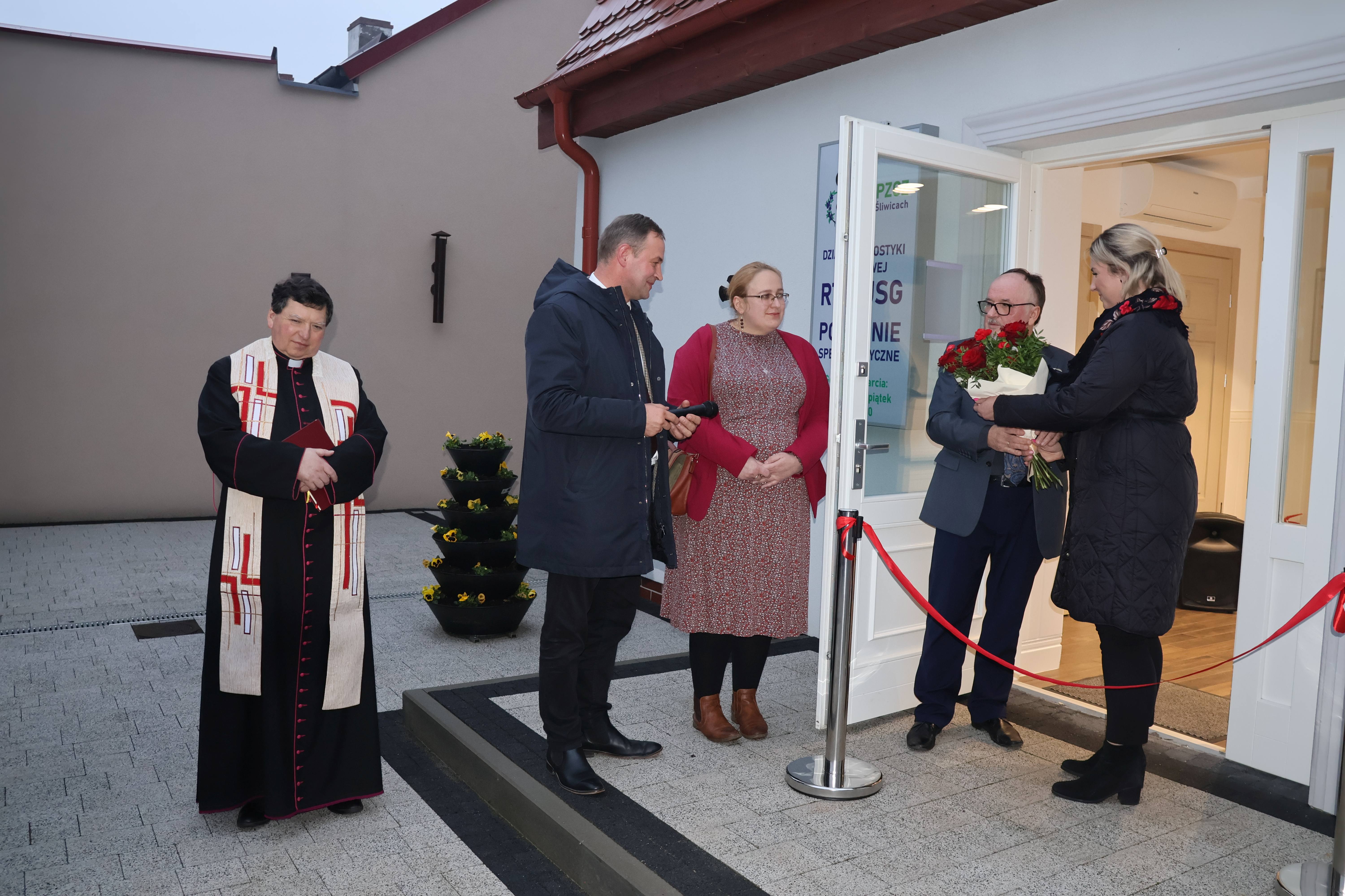 Nowa przychodnia oficjalnie otwarta! | Urząd Gminy Śliwice